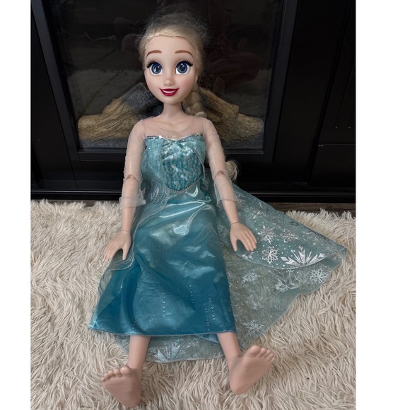Disney | Toys | Disney Frozen Elsa Life Size Doll 3 Sparkly Ice Dress ...